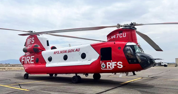 High capacity waterbombing helicopter based in Richmond – Putty Alerts